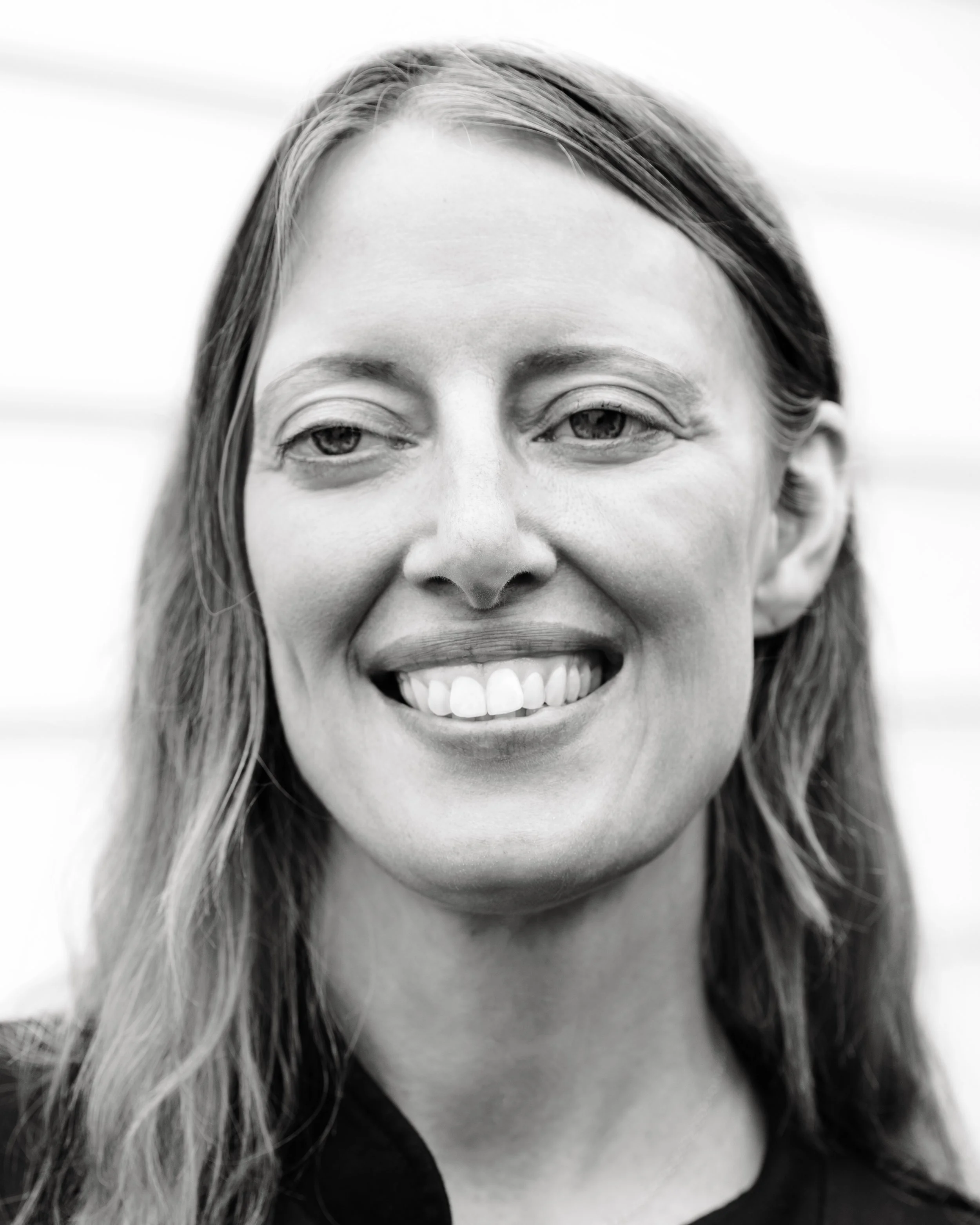 About — ANNA FIDLER