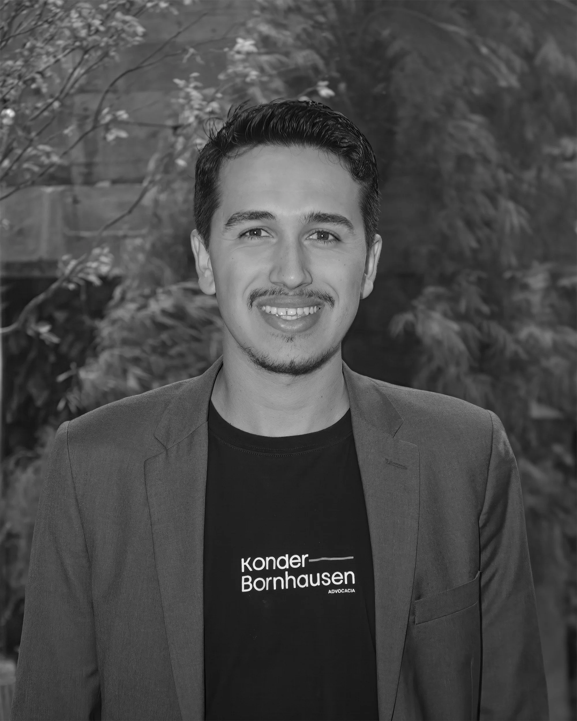 O Escritório — Konder Bornhausen Advocacia