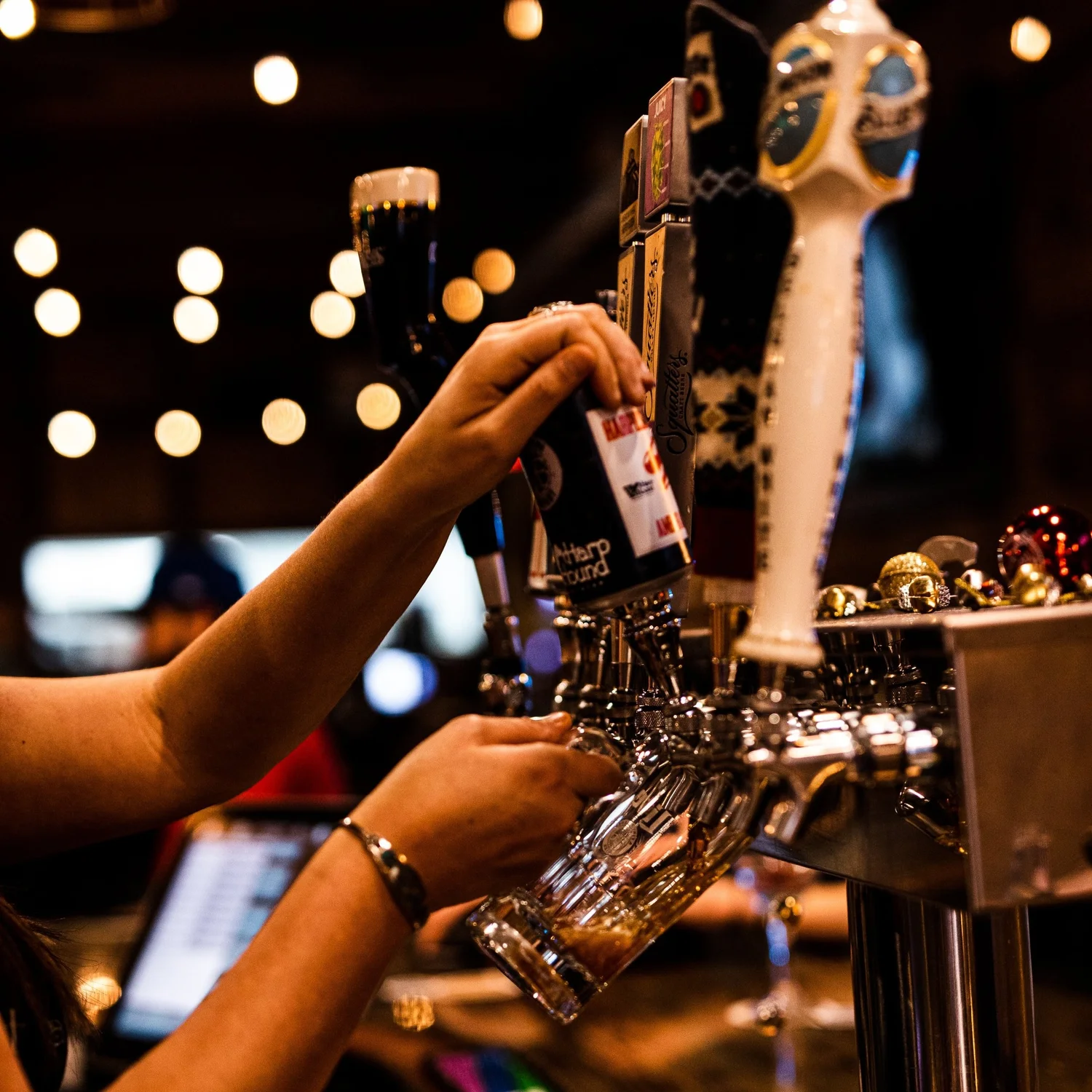 Menu — Harp and Hound