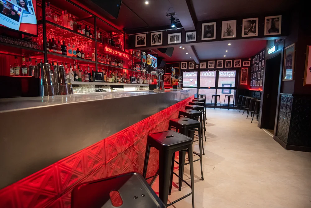 Cocktail Bar Leeds — MOJO Bar
