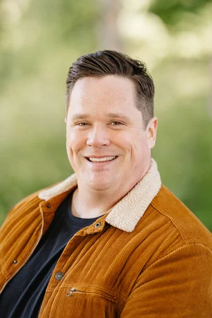 Angus Fisher - Voice Actor