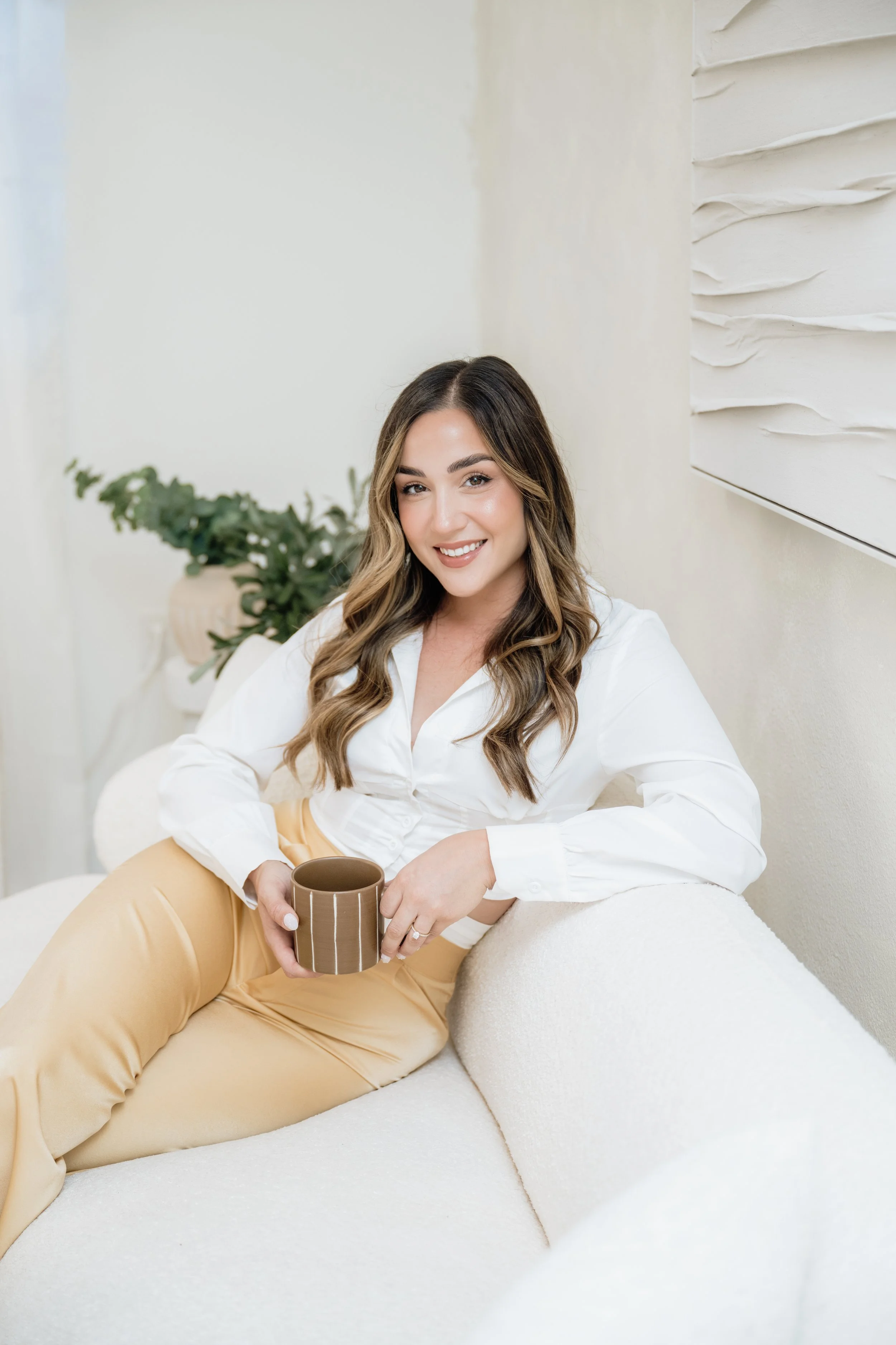 Bright and Bold Realtor Brand Photoshoot in Orlando — The Vibe Creative