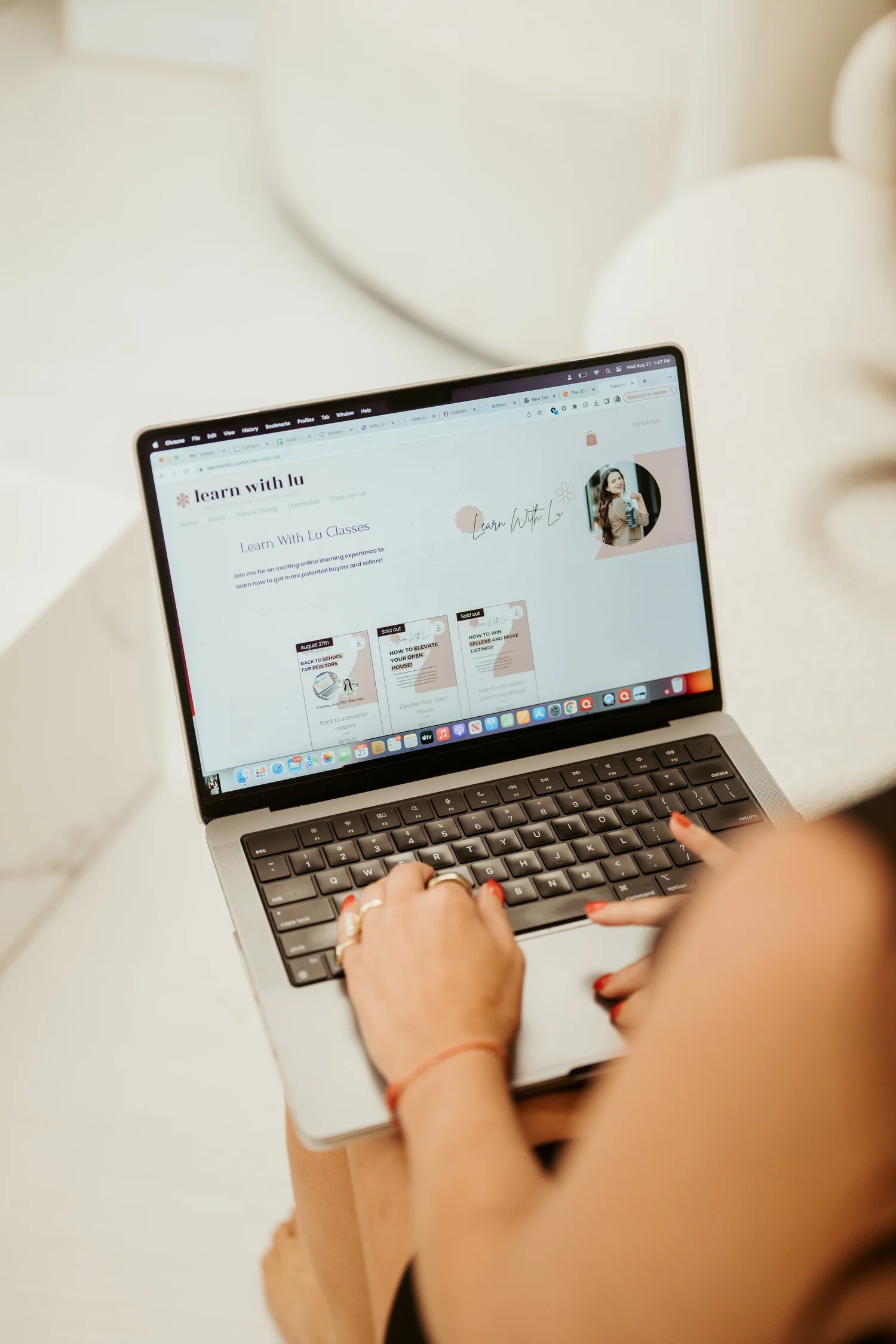 Entrepreneur Brand Photoshoot — The Vibe Creative