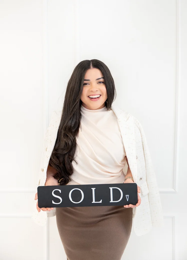 Realtor brand photoshoot - in studio — The Vibe Creative