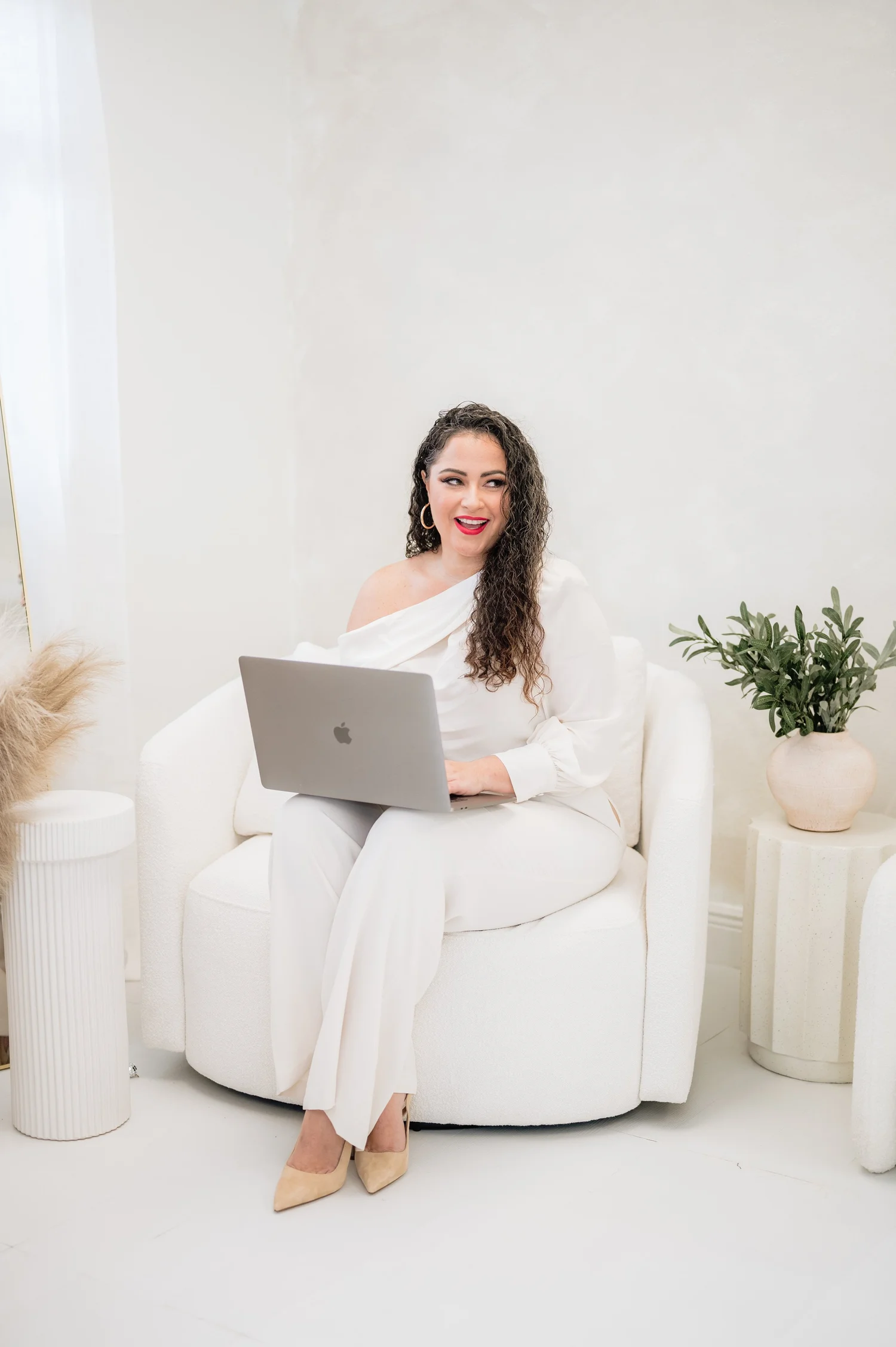A Dynamic Duo: Spotlight on the Vibrant Journey of a Husband and Wife ...