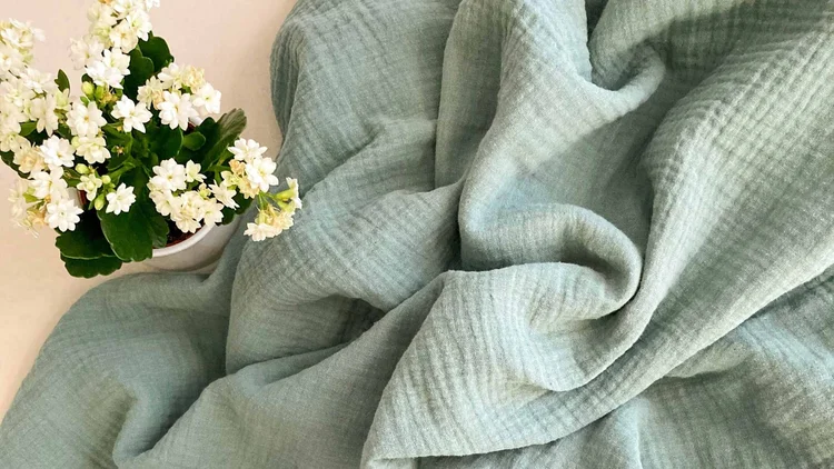 How to Wash Blankets: Expert Answers to Common Questions — Coco Laundry
