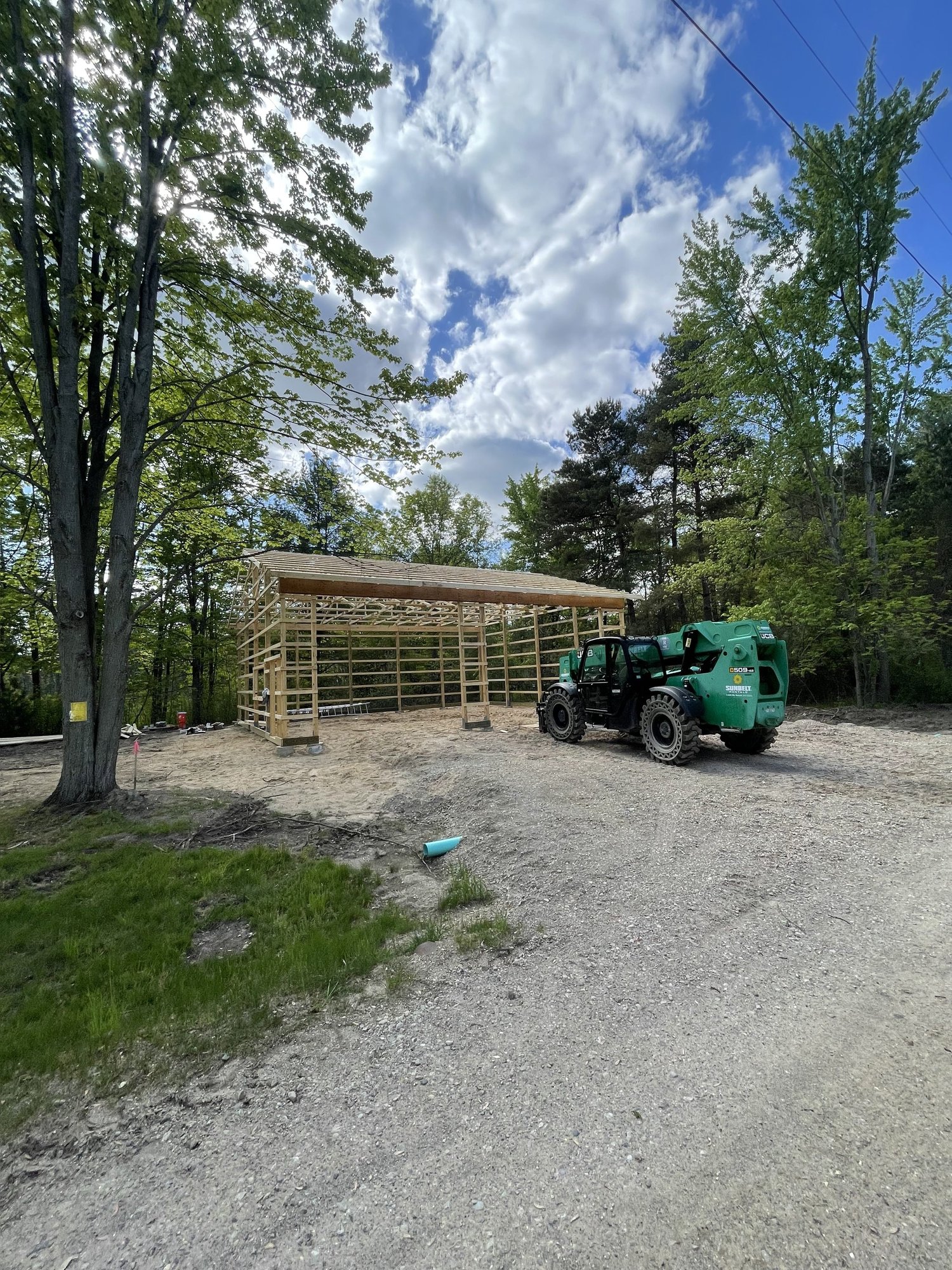Custom Pole Barns Builders
