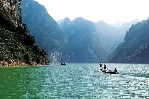 Vietnam Freswater lure fishing for Kanyu (yellowcheek carp) — TayCau ...