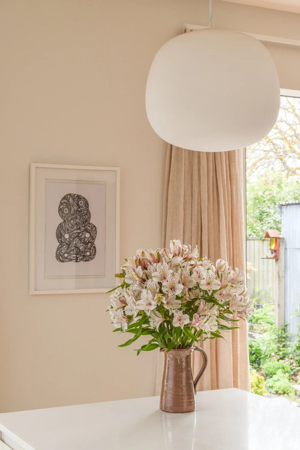 FBDinteriors - Oceanside Oasis: Coastal Villa Kitchen Renovation in Napier Hawkes Bay