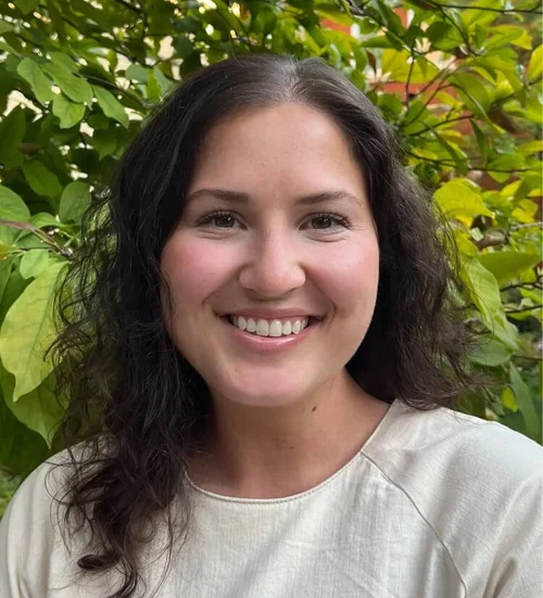 Savannah Johnston-Schmidt | Emerge Psychology Group