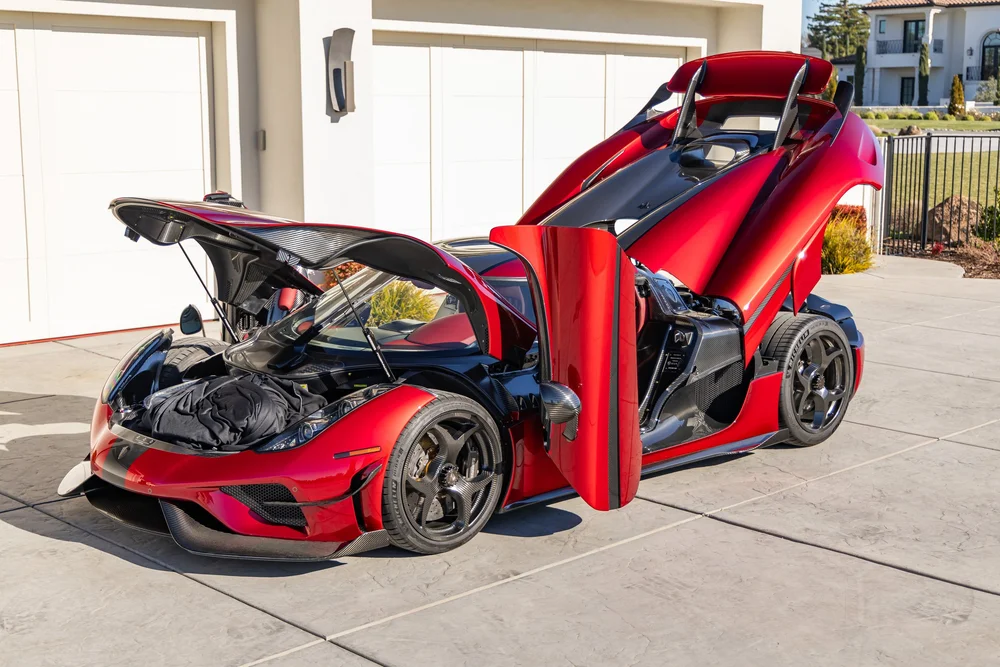 Koenigsegg Regera with a million dollars in options for sale: A highly ...