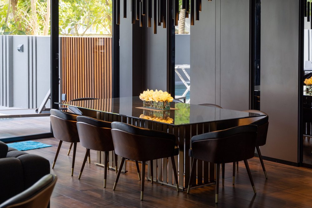 Greystone Dubai - Luxury Holiday Villa with private chauffeur in Dubai