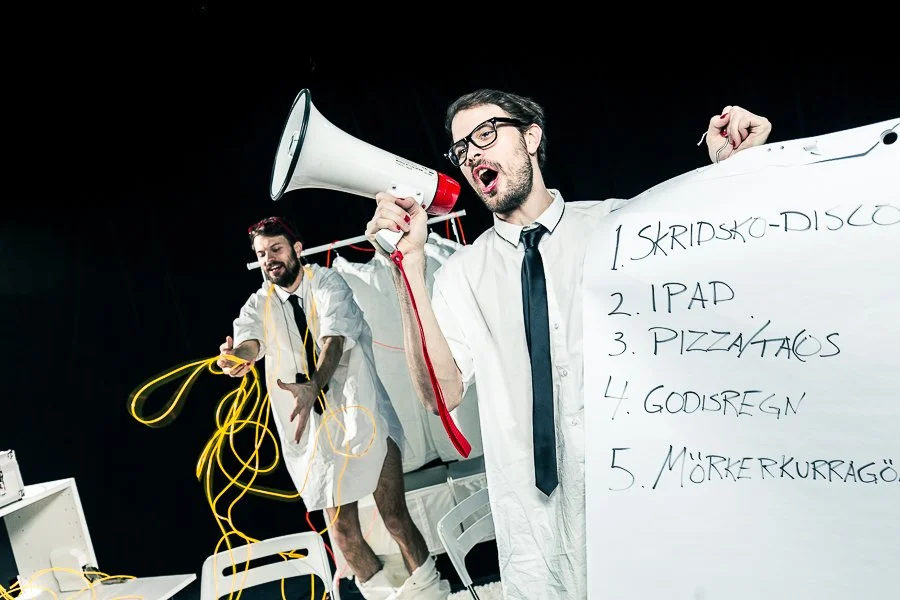 Ropen skalla — Skuggteatern