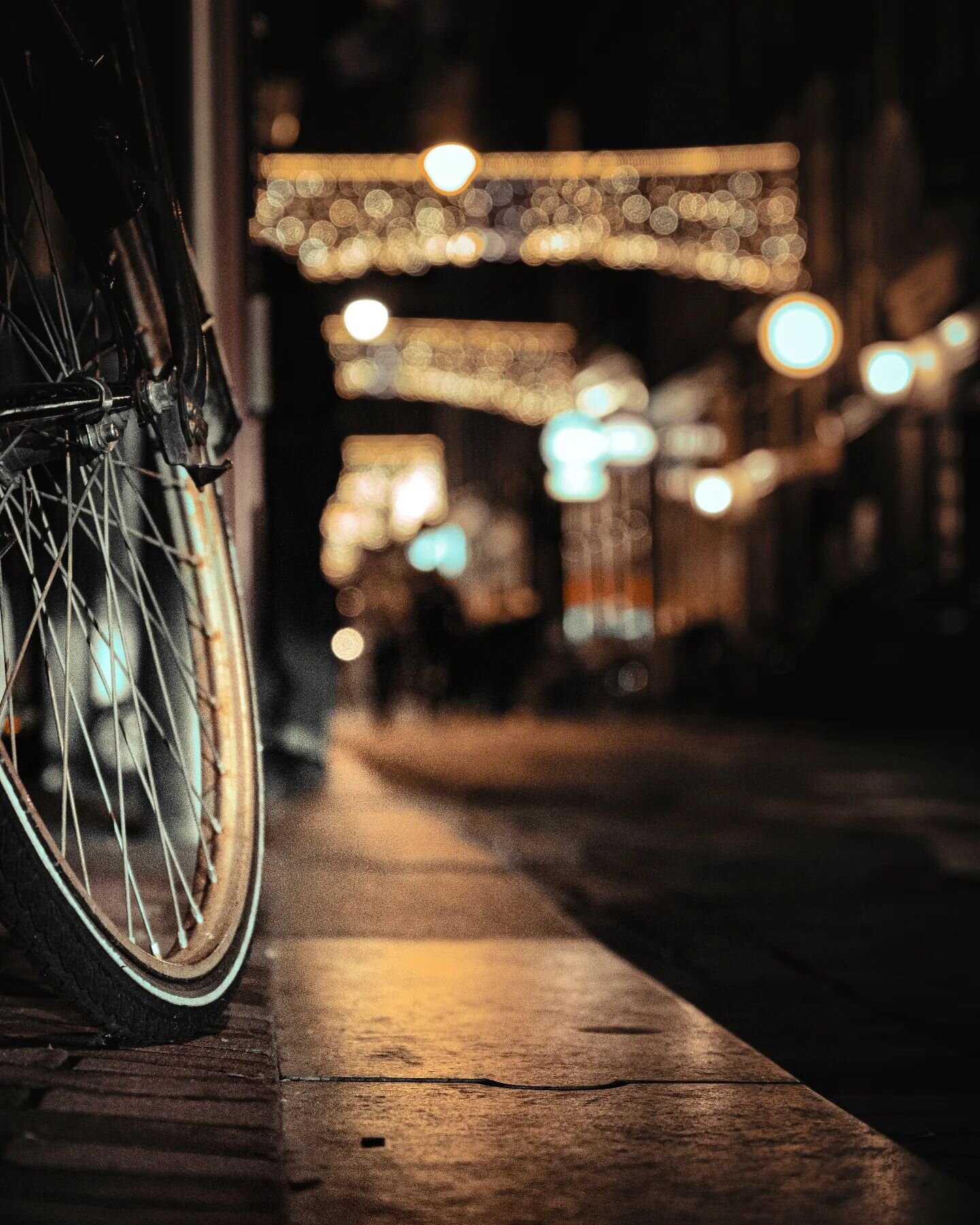 About — CHET TANK Filmmaker & Photographer in London