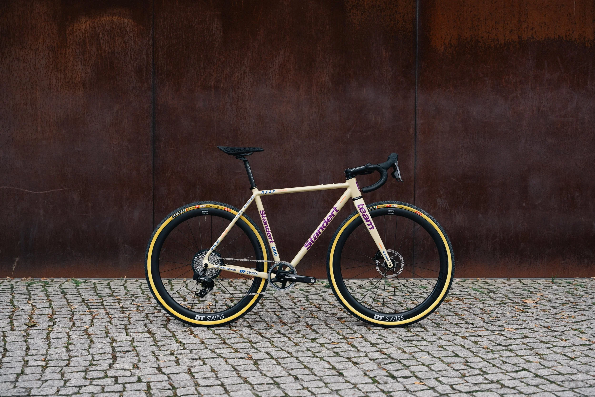 Berlin-based bike brand Standert introduces two new colourways to their ...
