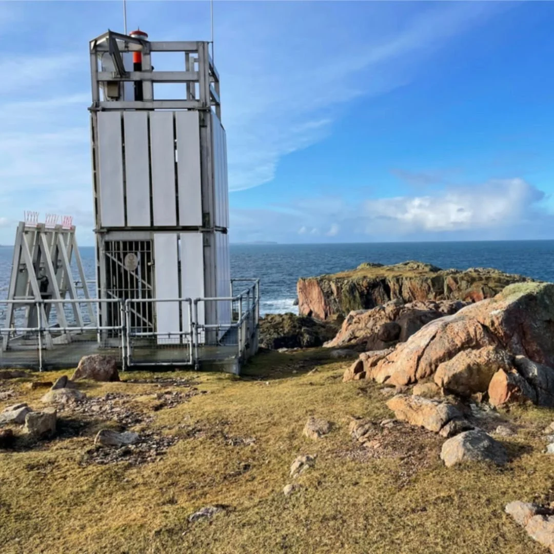 A weekend getaway and a walk to the Muckle Roe lighthouse — Shetland ...