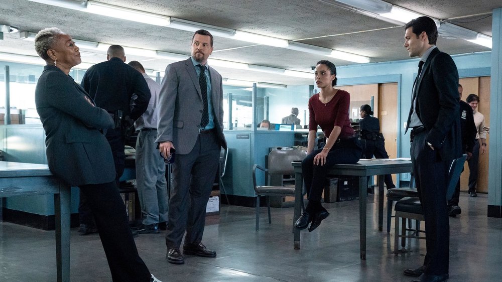 The Calling (2022-) — THE OFFICIAL WEBSITE OF BARRY LEVINSON