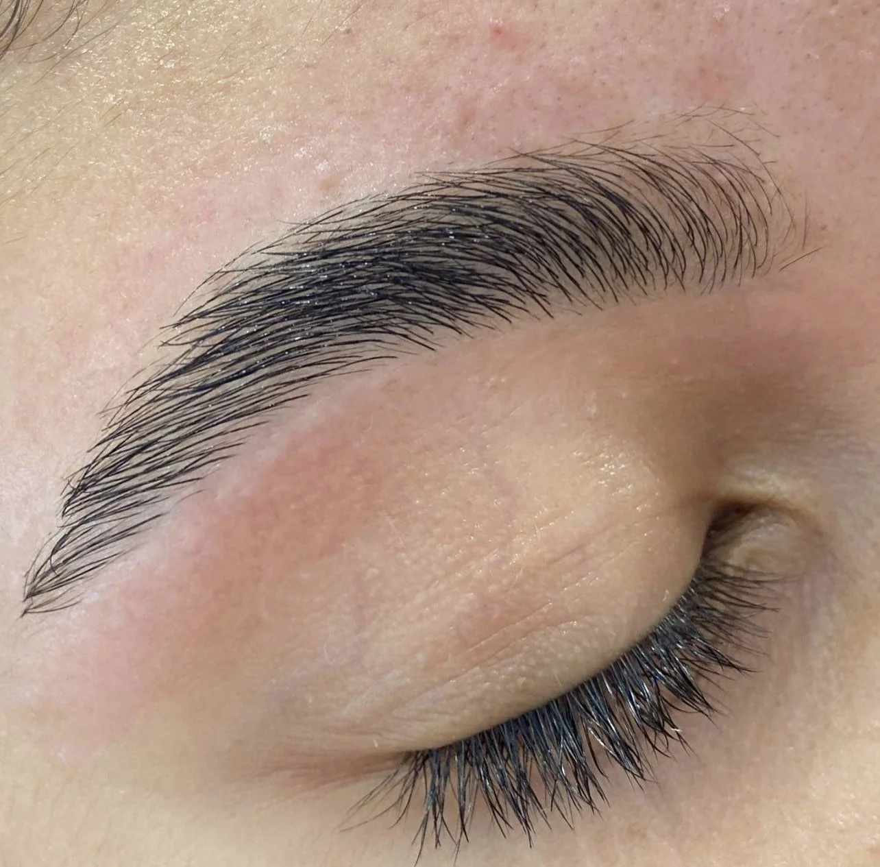 Eyebrow Shaping — The Face Space