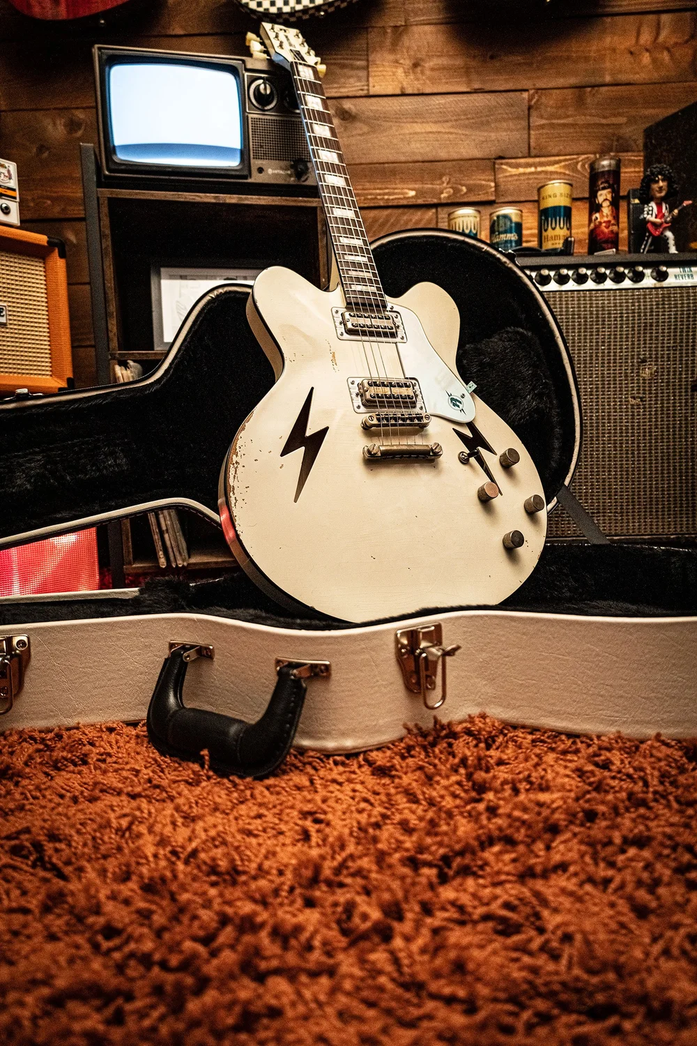 Rock N Roll Relics Lightning Model — Rock N Roll Relics