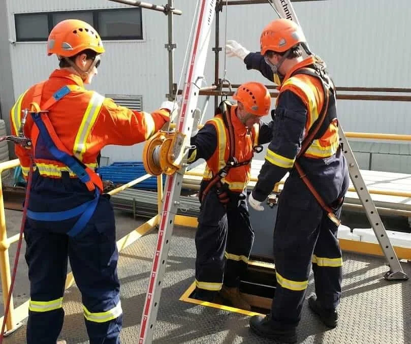 RIIWHS202E Enter and Work In Confined Spaces — Cape Training and Assessing