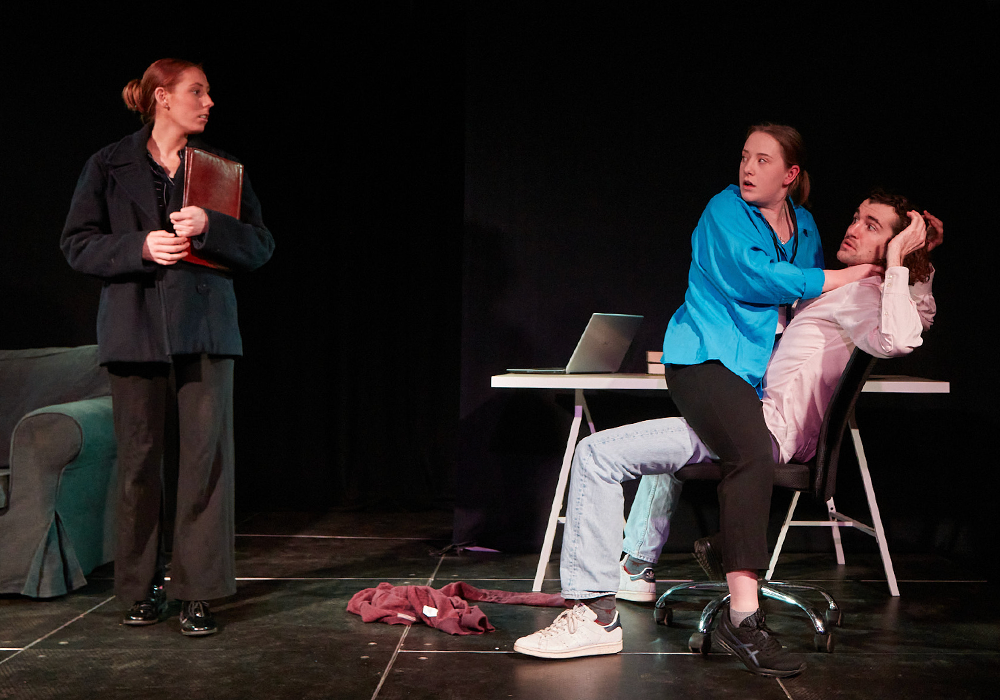 The Q, King’s Head Theatre Review — Theatre and Tonic