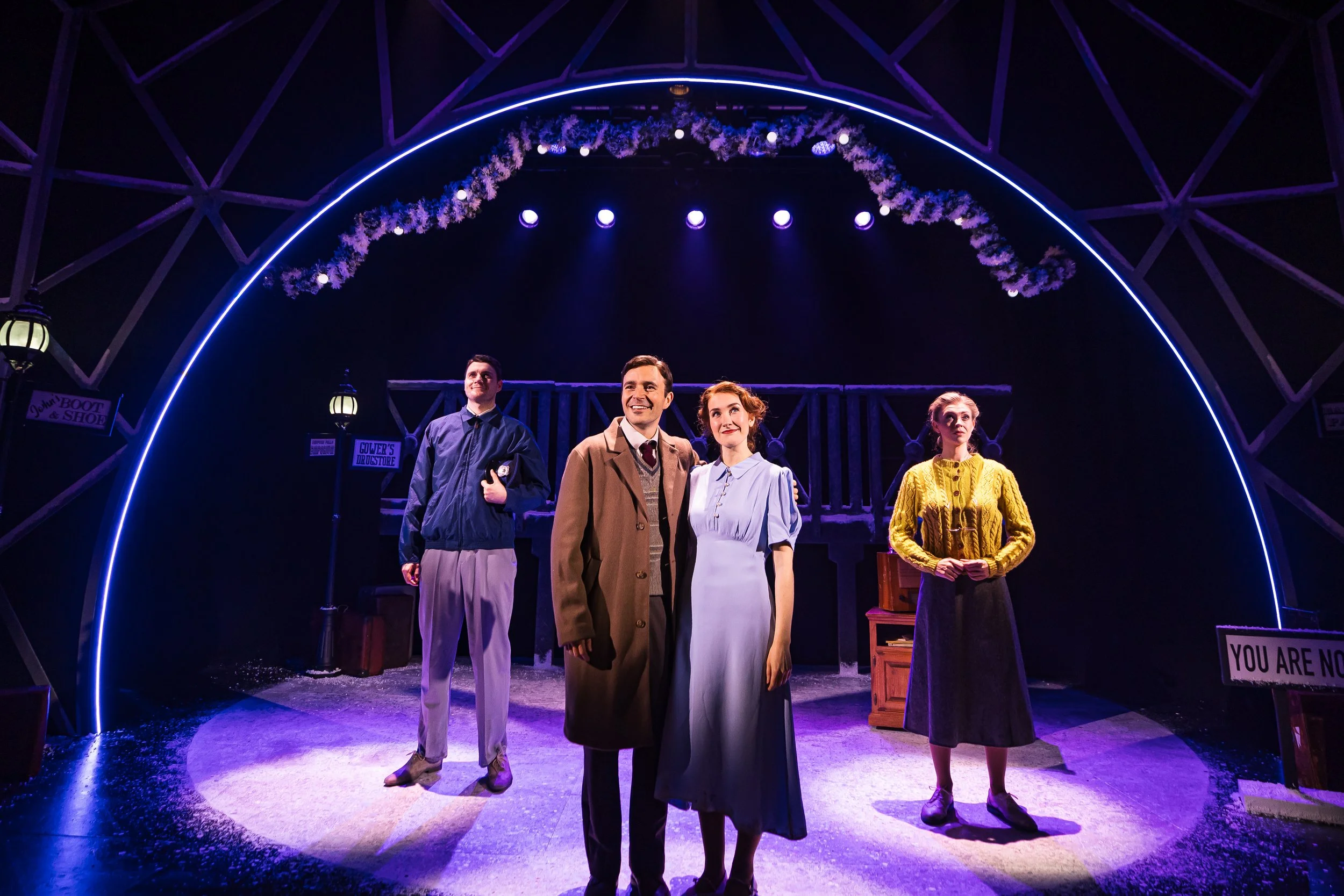 It’s A Wonderful Life, Reading Rep Theatre Review — Theatre and Tonic