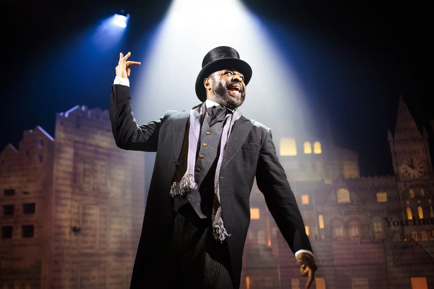 A Christmas Carol at Reading Rep Theatre Review — Theatre and Tonic