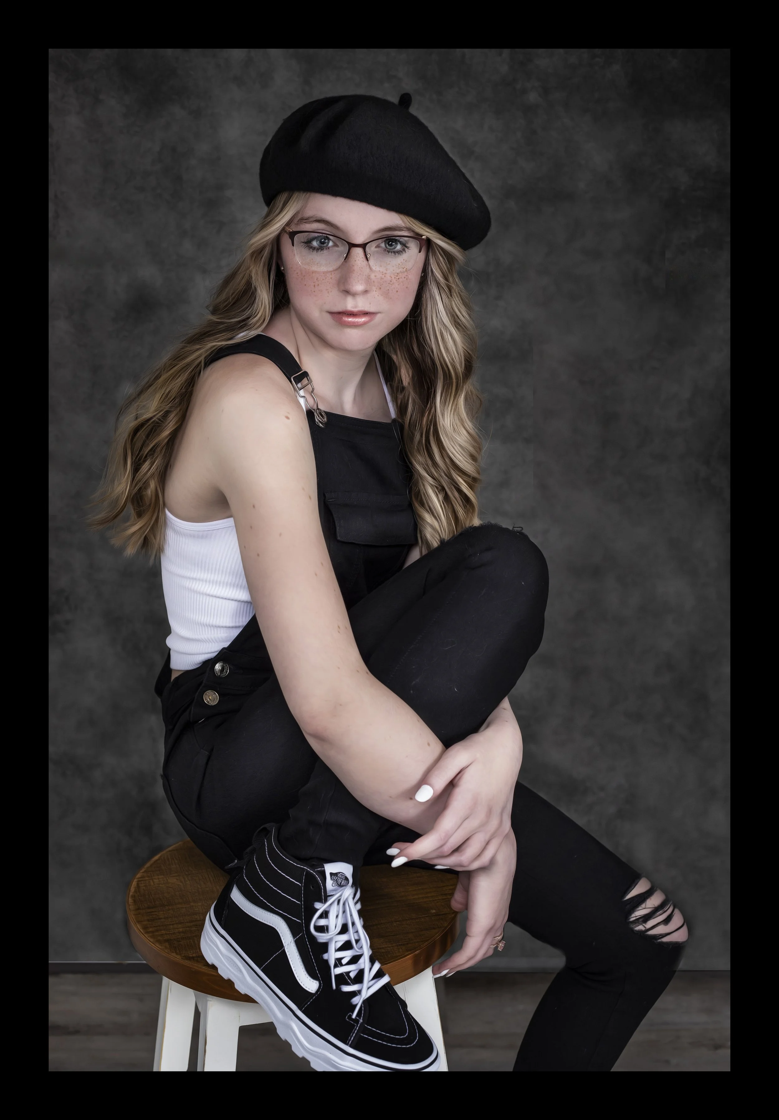 TONYA WELLS PORTRAITS
