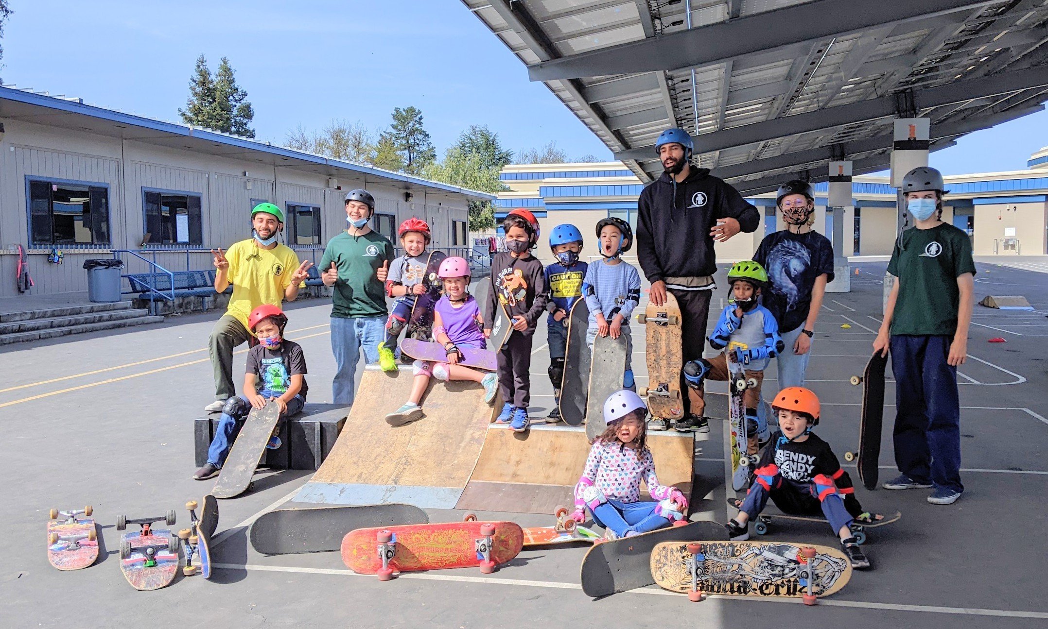 Go Go Skateboarding Lessons | OFFICIAL