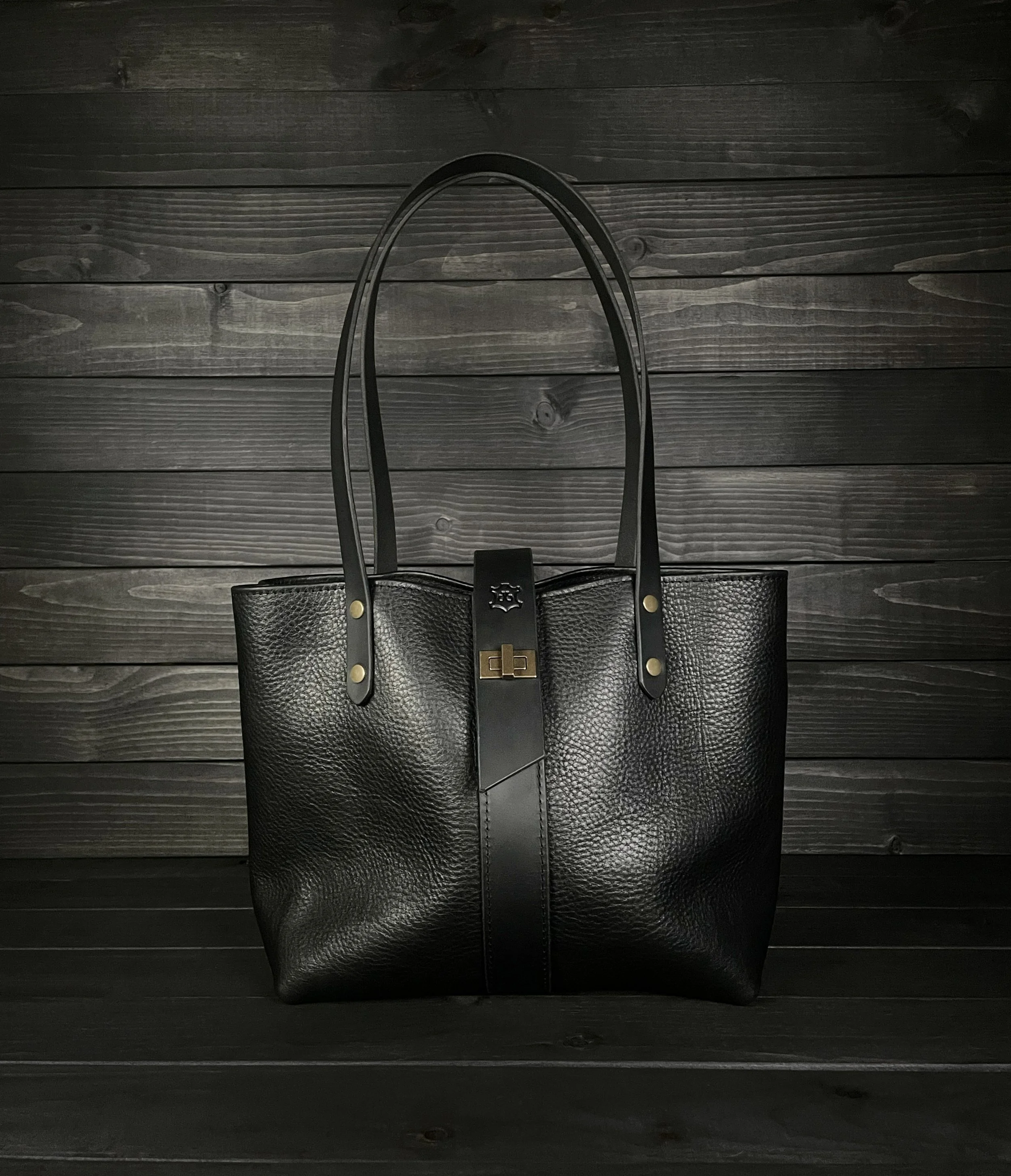 AK LEATHER co.