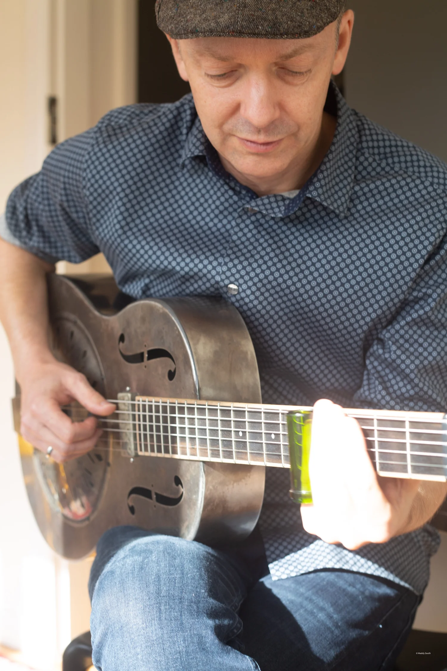 About Dylan Kay — One Finger Guitarist