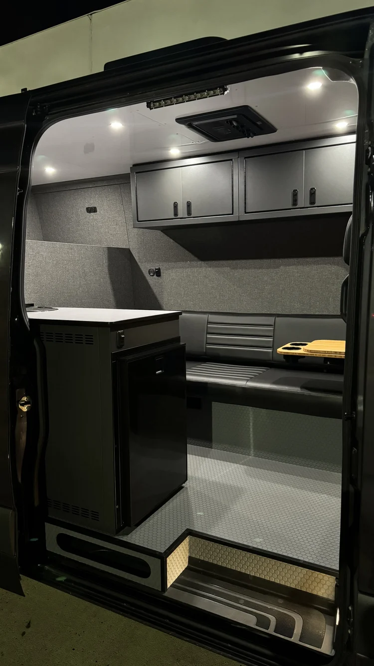 Oneupvans Moto van builds.