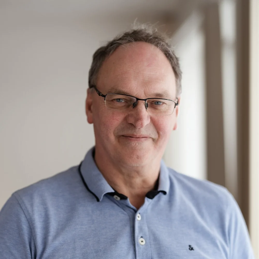 Contact — Seagems Group