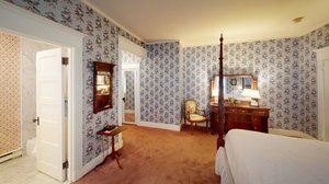 Main Inn Rooms & Suites | Red Lion Inn