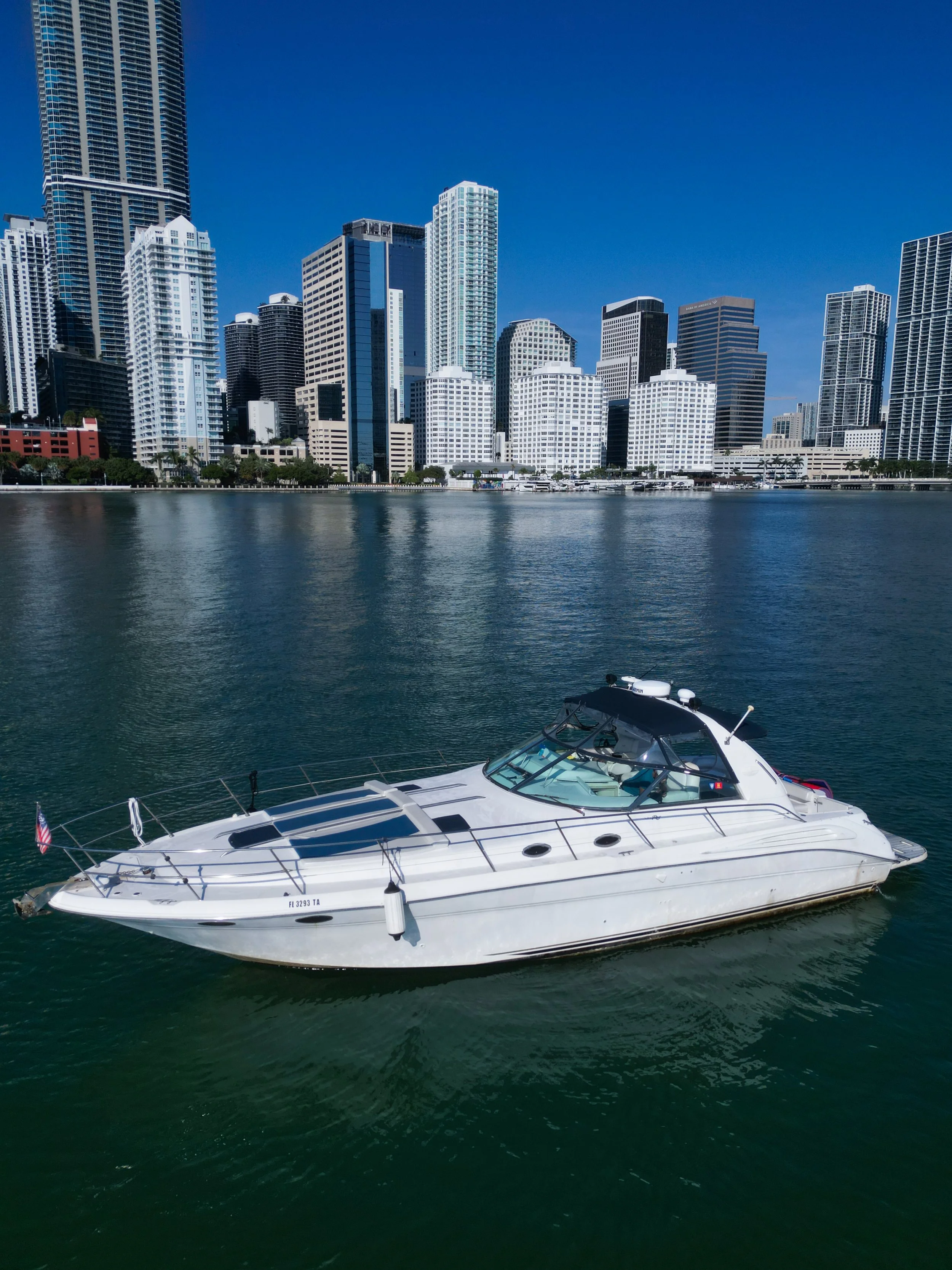 44ft ''DUBAY'' Searay - Starting at $640 — Boat Miami Now