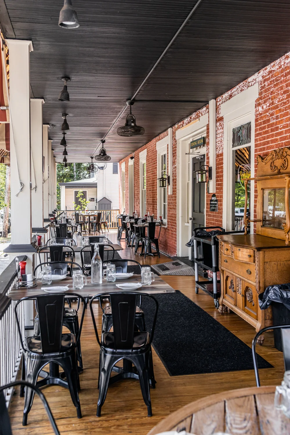 The Historic Dimmick Inn