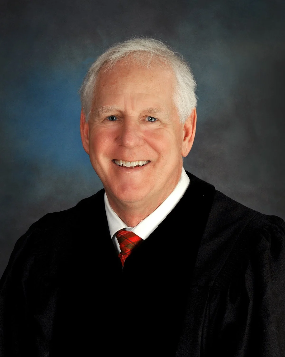 James Macdougall's Instagram, Twitter & Facebook on IDCrawl