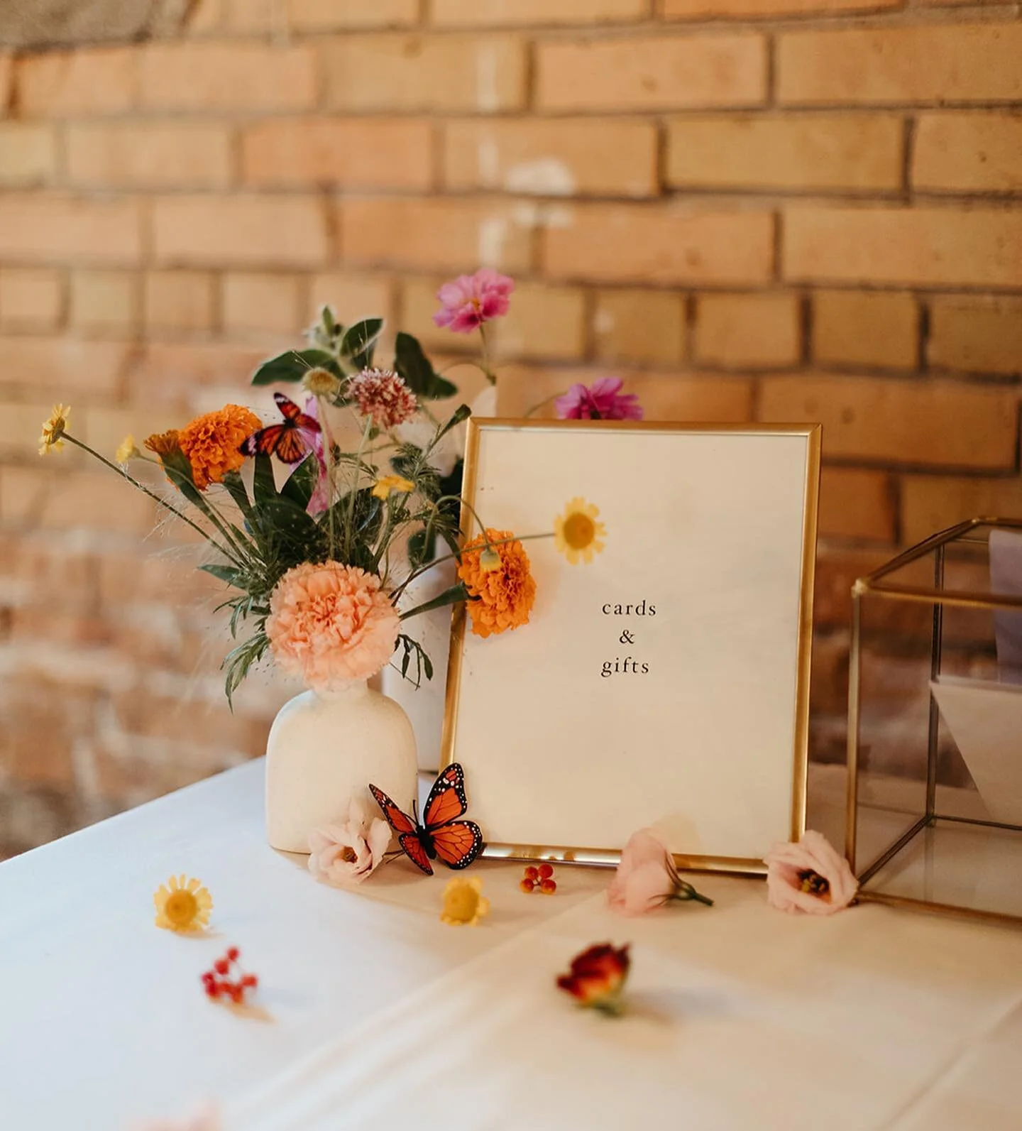 JUNIPER ROSE FLORAL