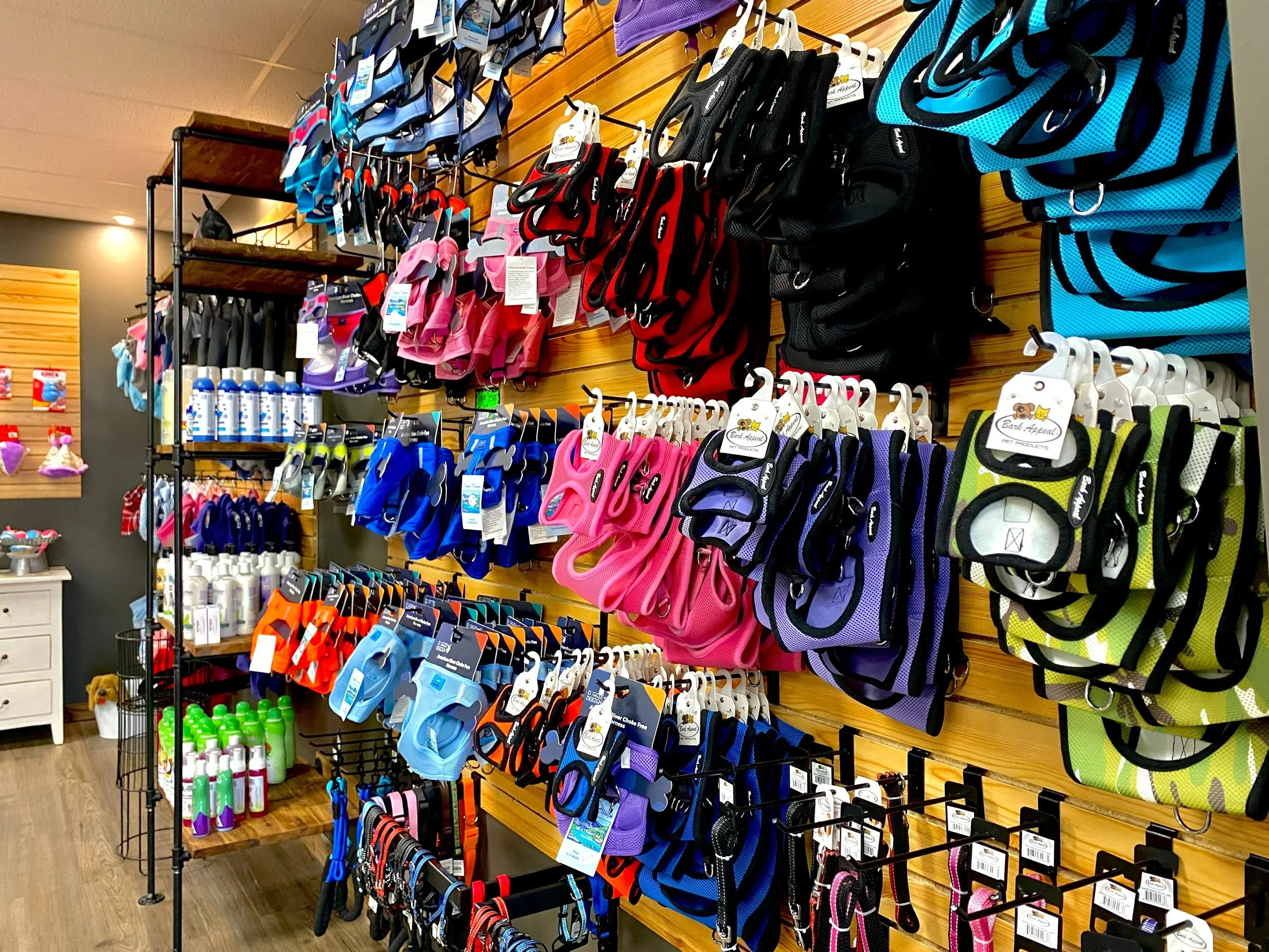 Tails Up Pet Resort & Spaw