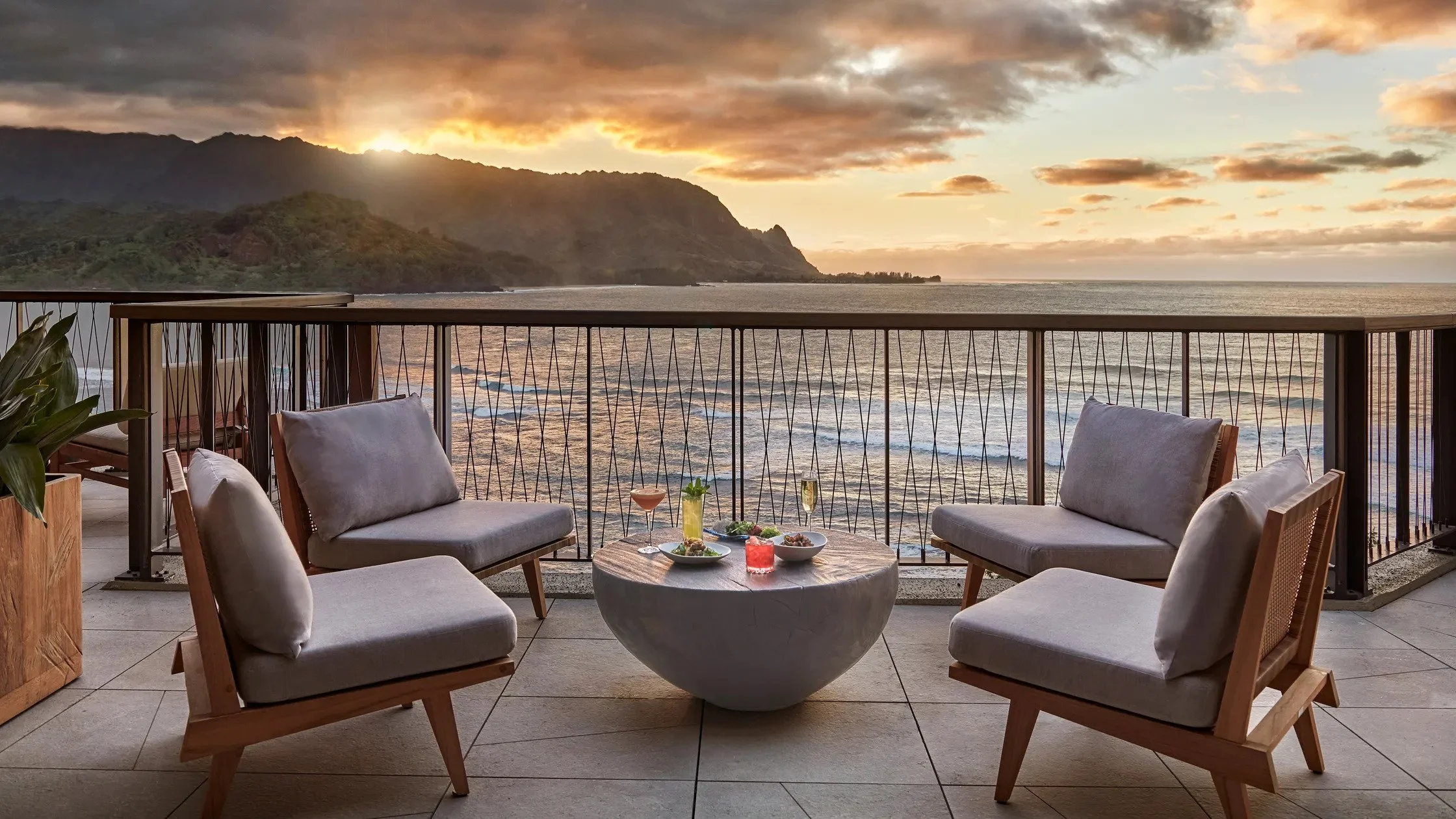 1 Hotel Hanalei Bay — C2C Coast to Coast Custom Furniture