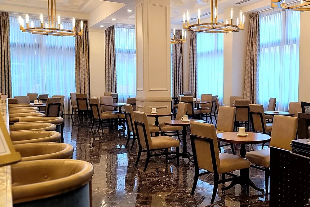 Dining — Hotel Saint Louis