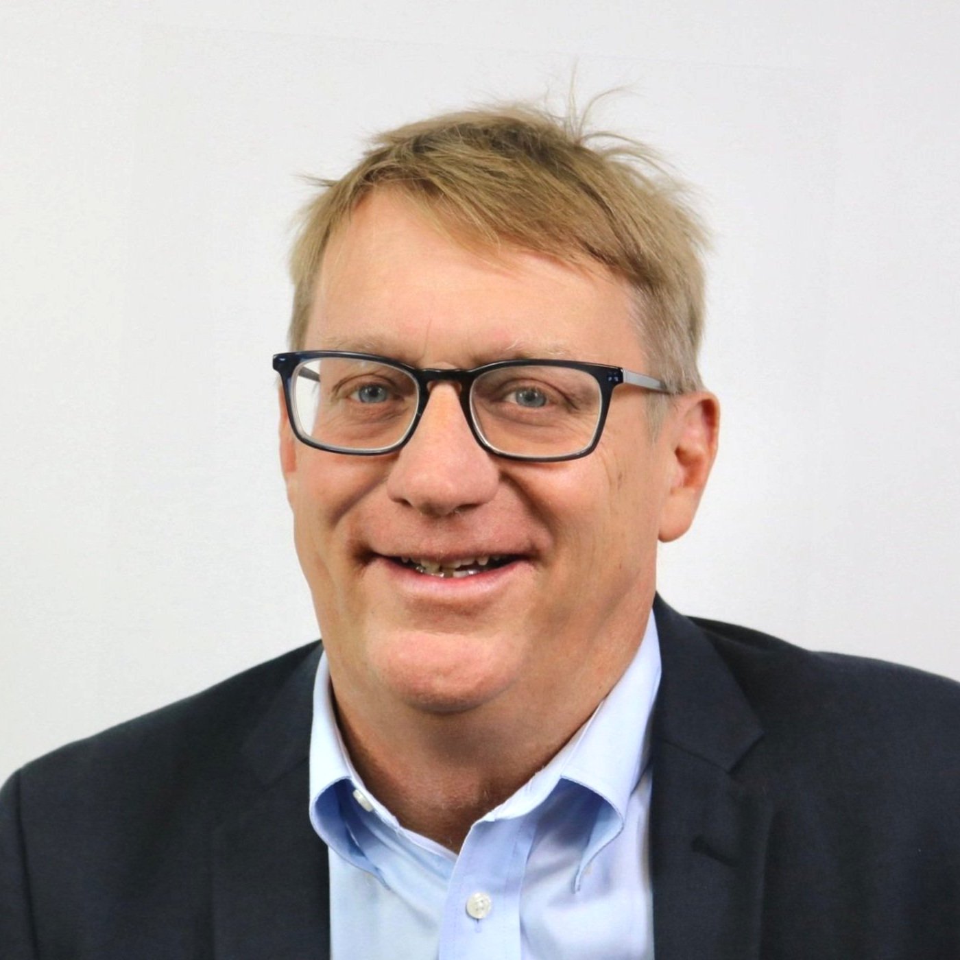 Executive Bios — Alcon Entertainment