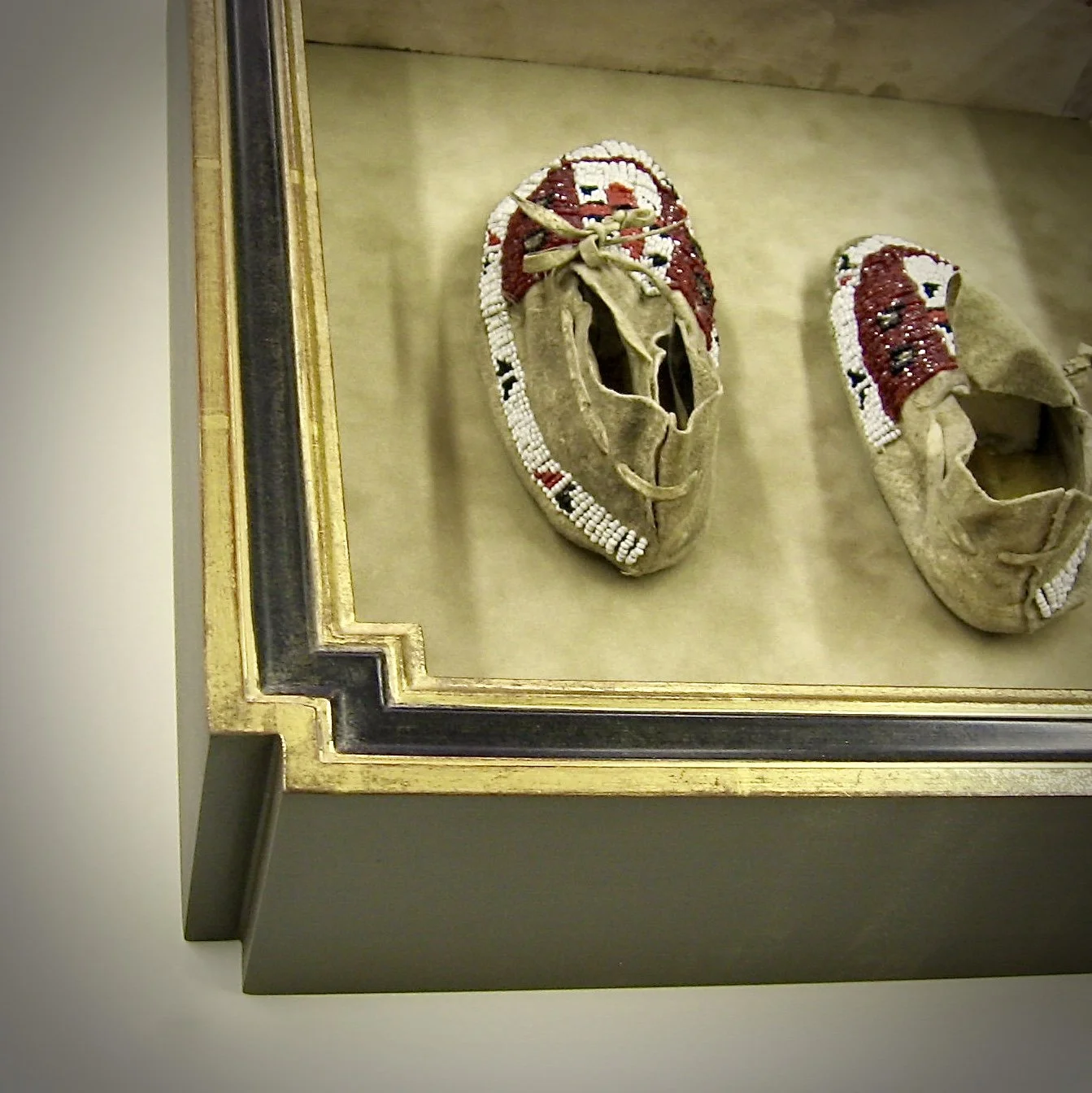 Fine Art Custom Frames — MFC — Metropolitan Frame Company