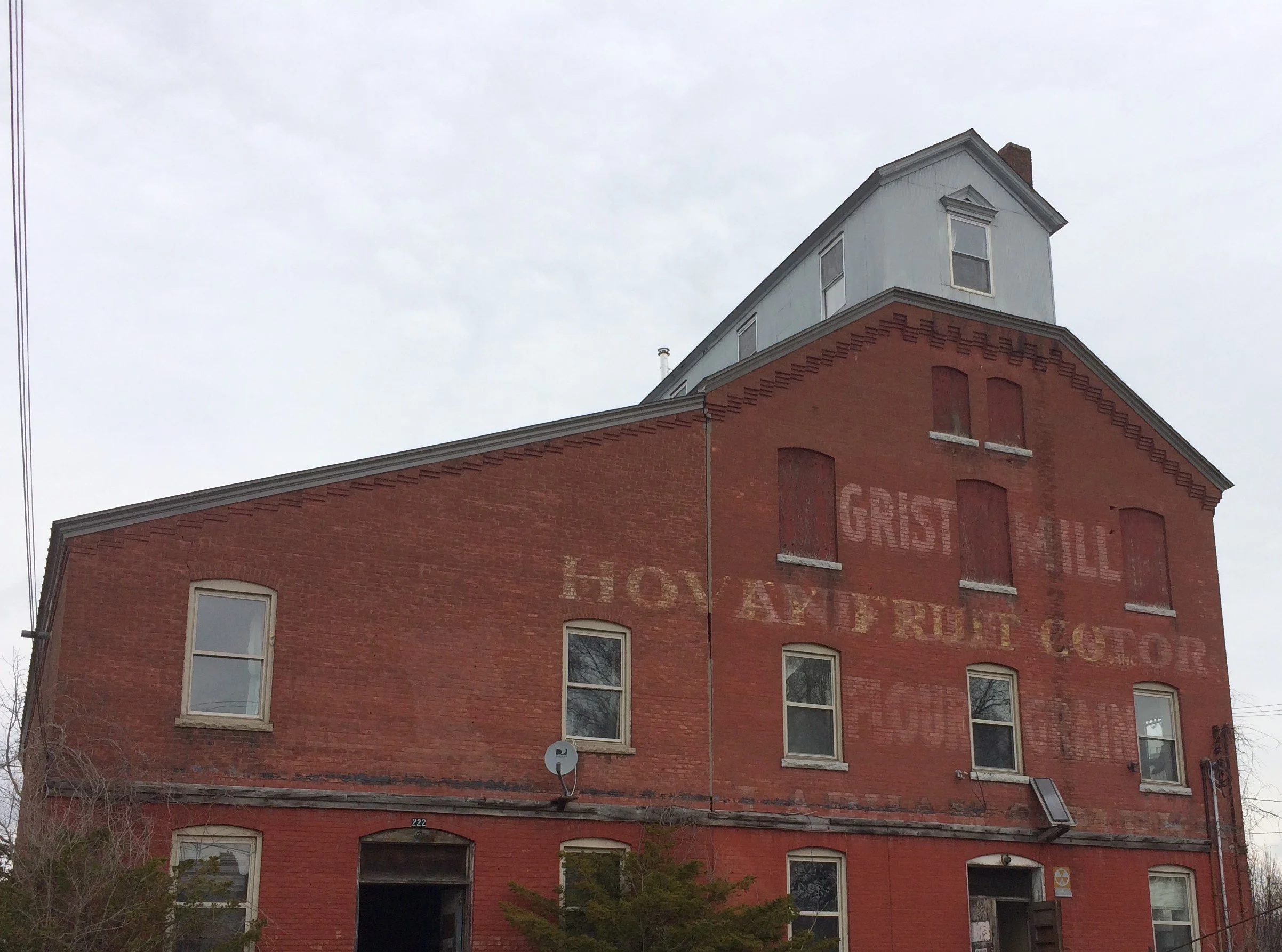 HO SCALE BRICK GRIST MILL CRAFTSMAN KIT — HUDSON RIVER MODEL COMPANY