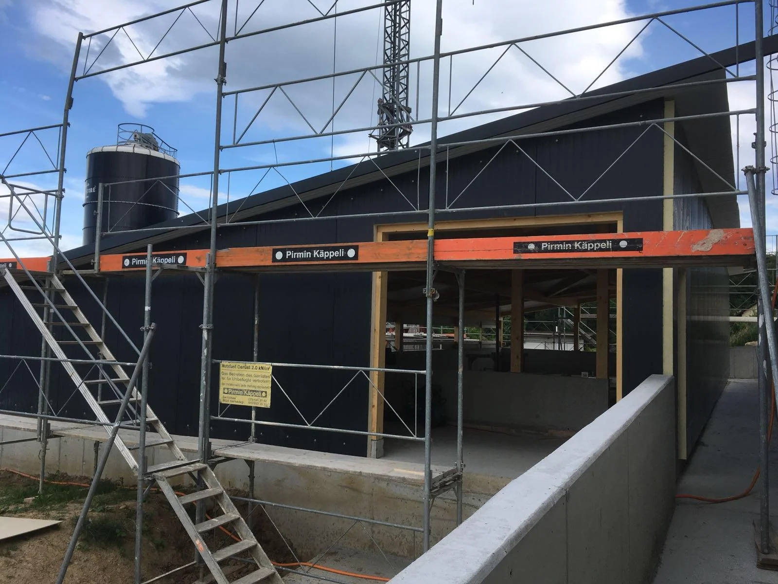 Fassaden — Lander Dach