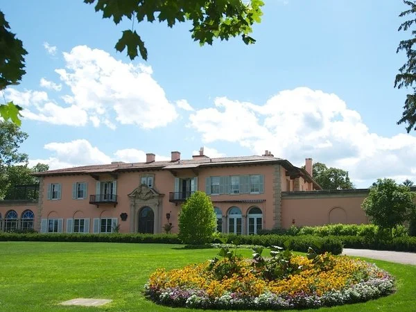 Cuneo Mansion and Gardens — At Home in Chicago