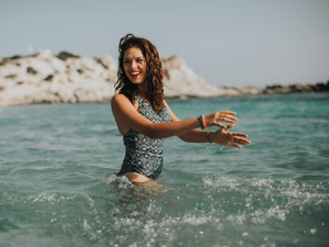 Salt Water Effects on Hair: The Good, the Bad, and How to Manage It ...