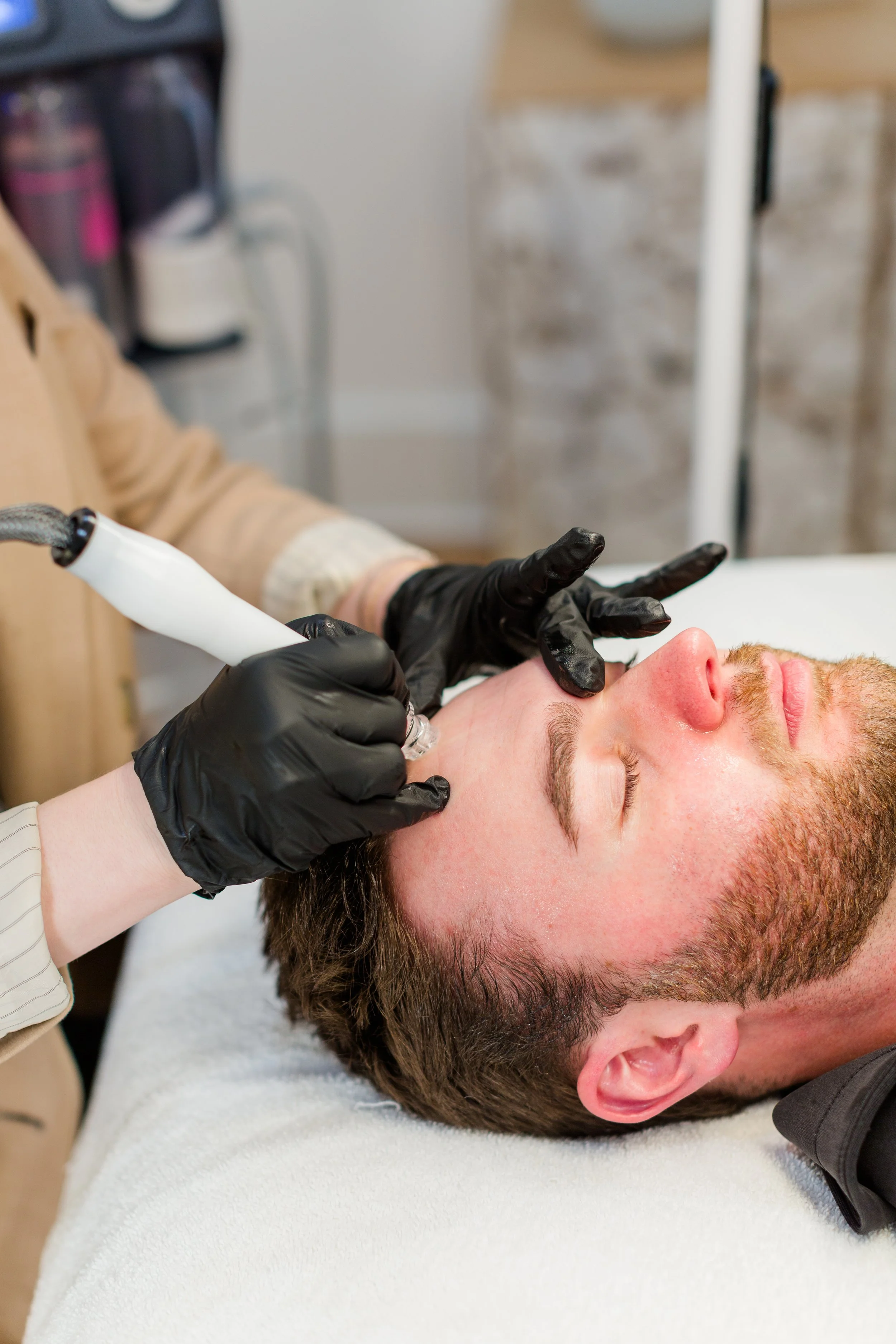 MEMBERSHIPS — Lumi Skin Bar + Aesthetics