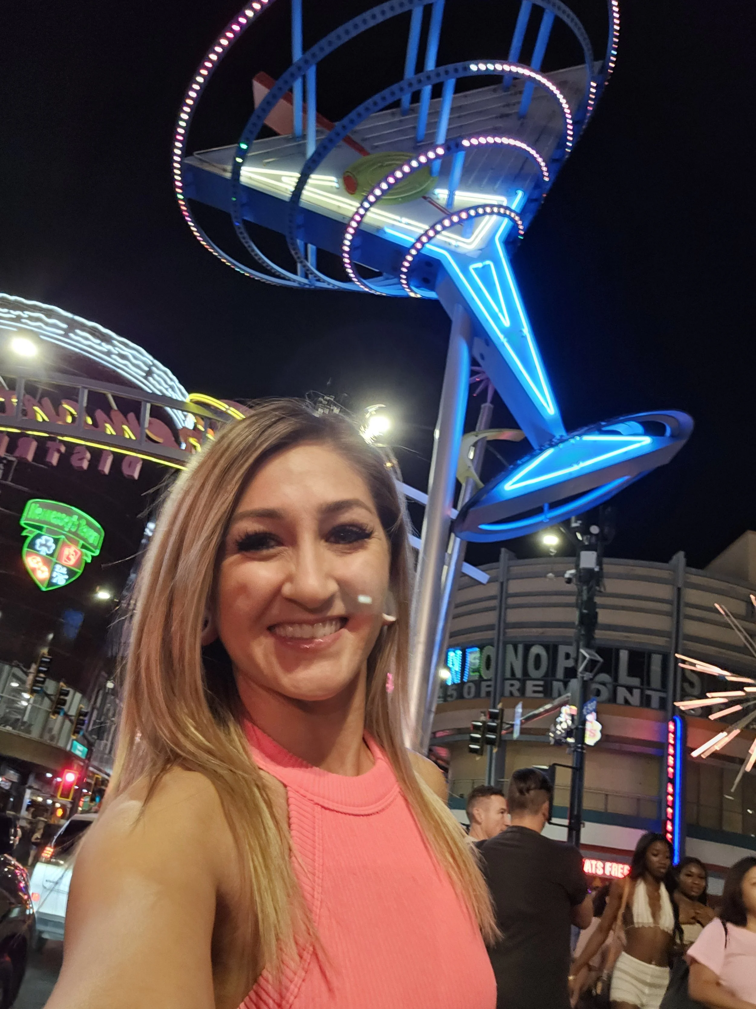 About — CATARINA ROSE