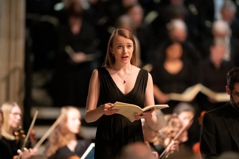 PERFORMANCE — ANGELA HICKS SOPRANO